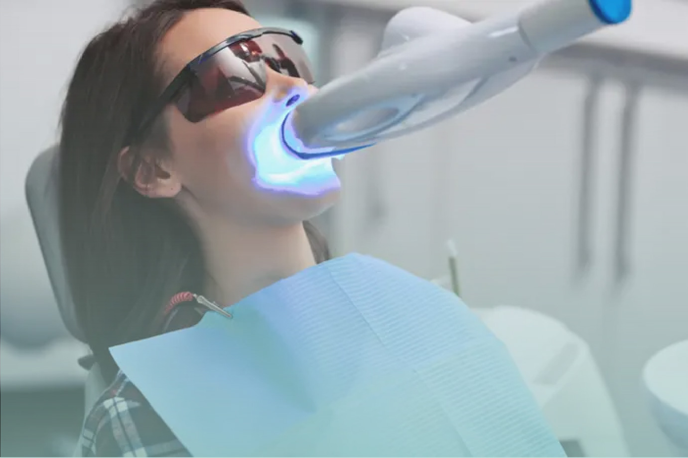 Laser Zoom Teeth Whitening - Yugen Care